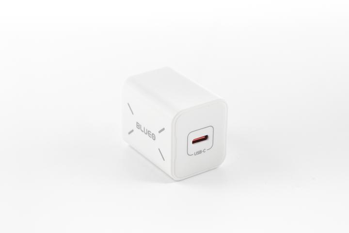 评测 Blueo 33W 充电套装：PD 30W输出，更适配 iPhone 机型 - 知乎