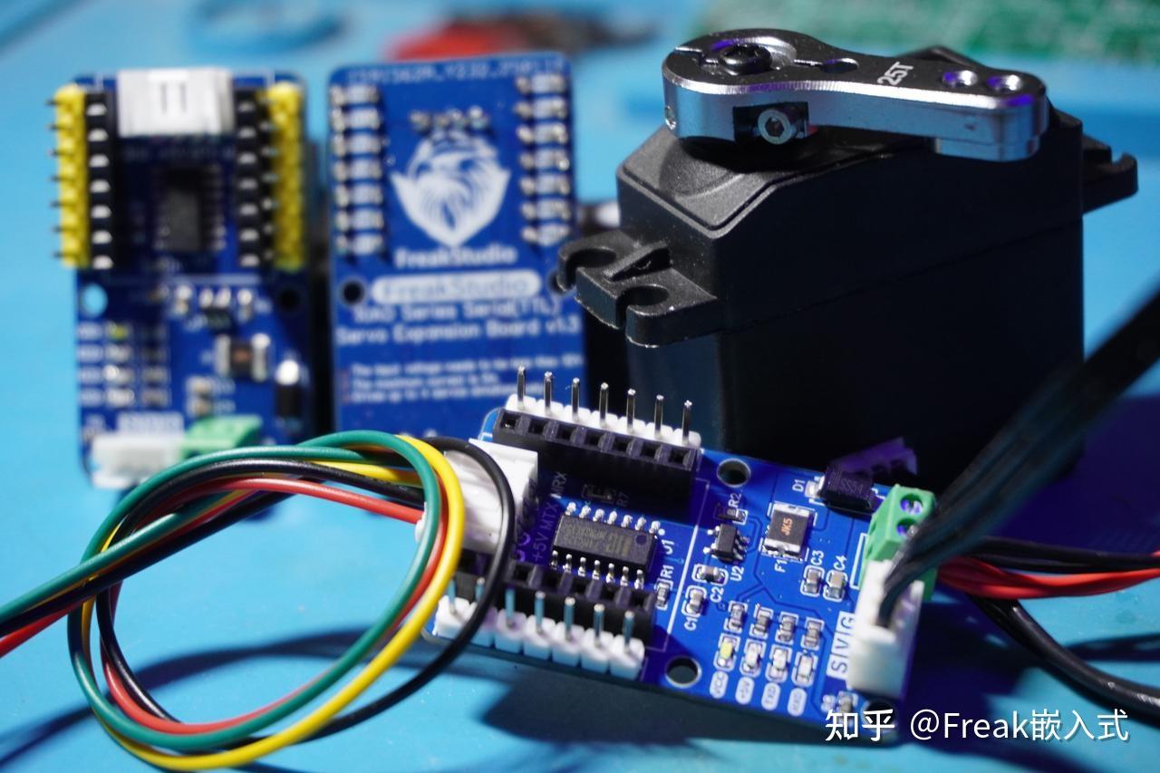 开源一款串口舵机驱动扩展板-FreakStudio多米诺系列 - 知乎