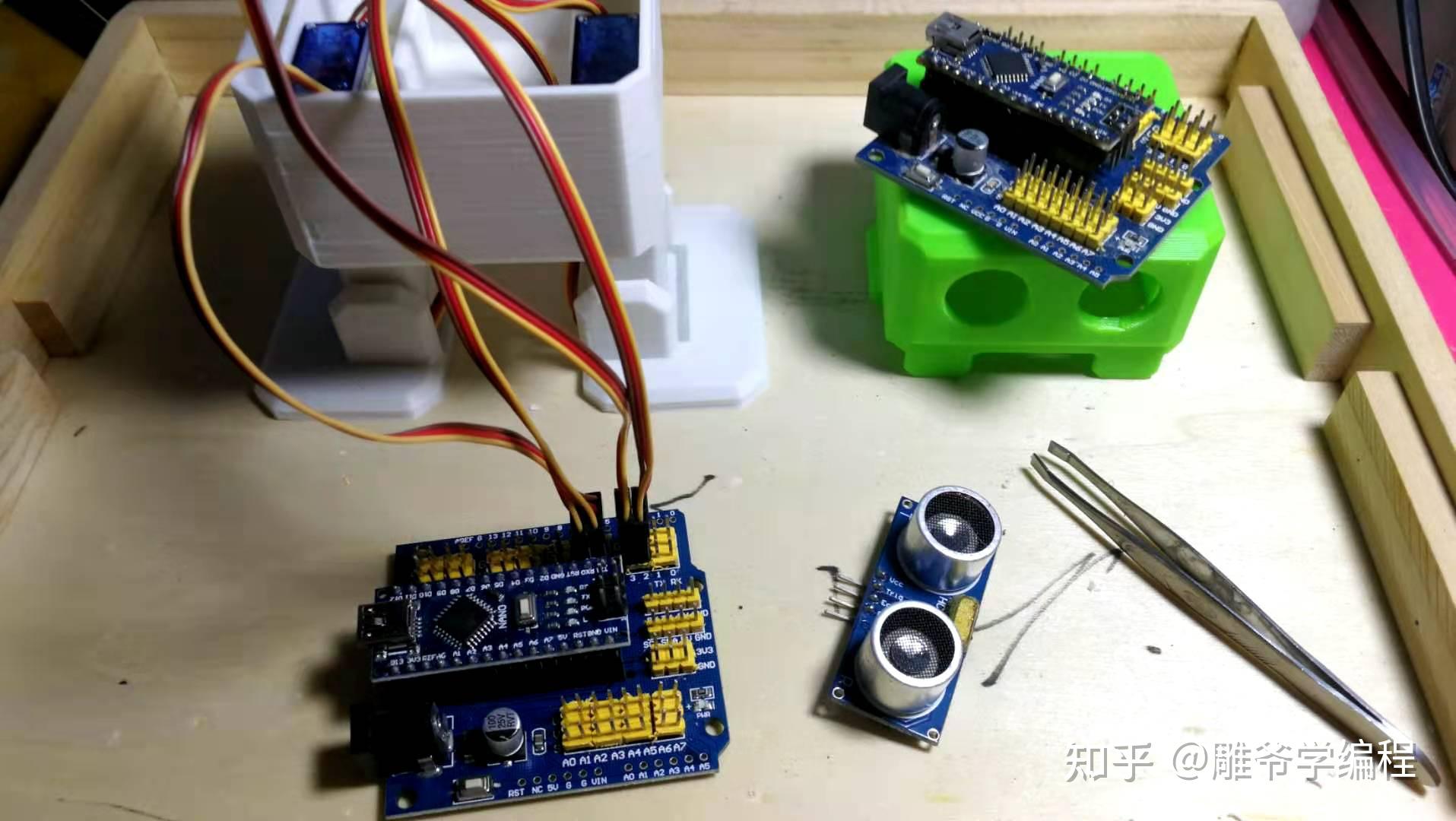 【雕爷学编程】Arduino动手做（156）---OTTO两足舵机机器人 - 知乎