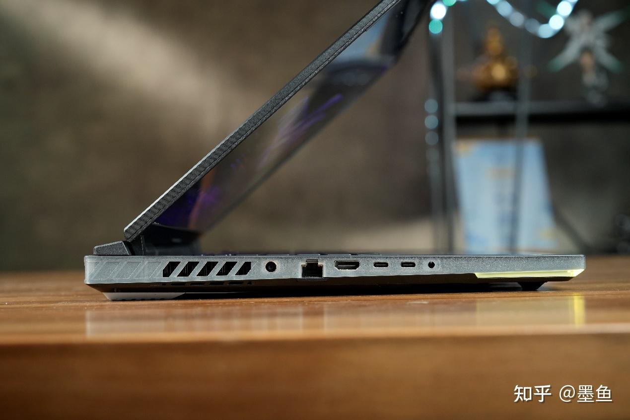 如何评价ROG 2024年推出的旗舰游戏本枪神 8Plus 超竞版？有哪些亮点值得关注？ - 知乎