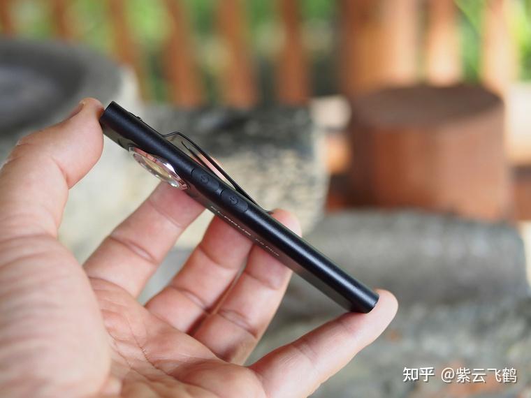 三光源磁吸设计--凯瑞兹 E5 Plus 超薄泛光 EDC 手电 - 知乎