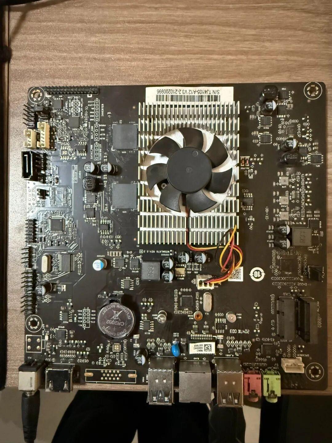 性价比炸裂？咸鱼流出249元J4105处理器ITX主板，板载12G DDR4内存，支持M.2+SATA双盘位，还带M2无线接口扩展！ - 知乎