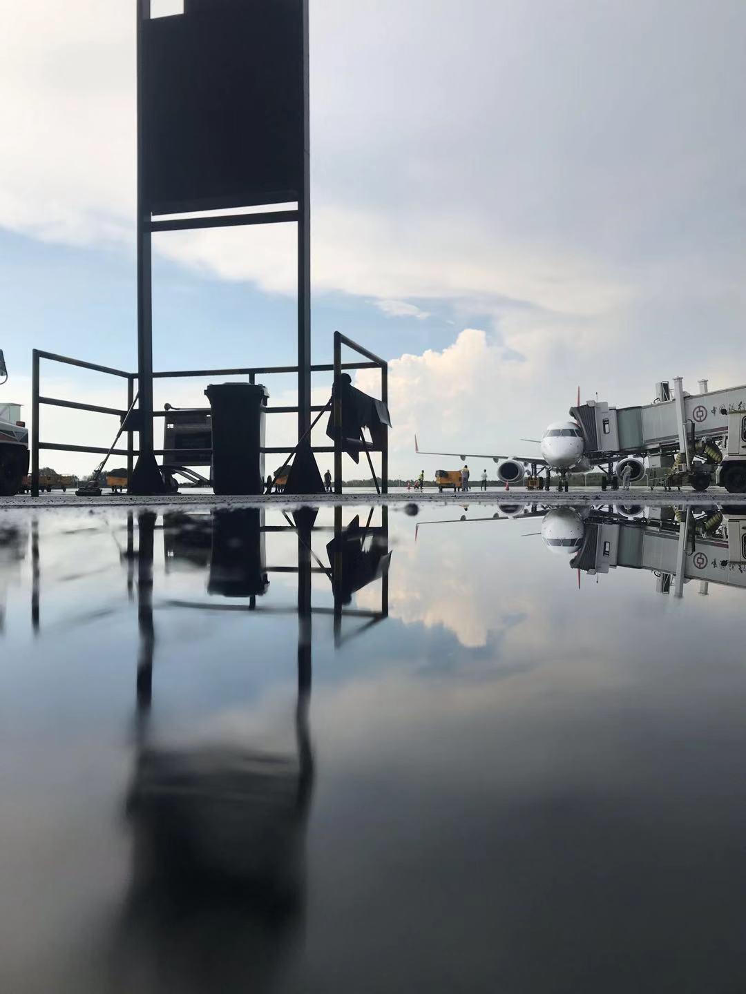 飞机液压系统渗漏风险警示 - 知乎