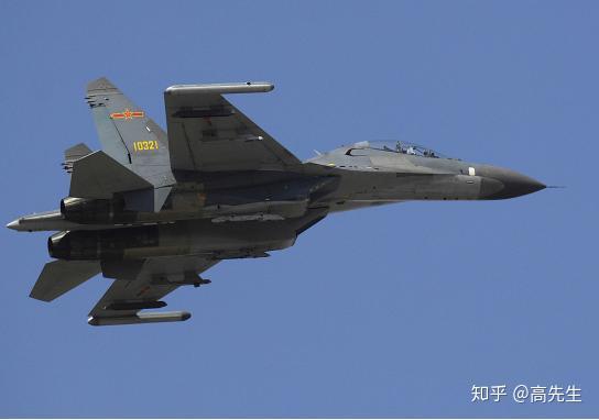 为对抗F-15而生的“空中手术刀”，苏军Su-27重型战机 - 知乎