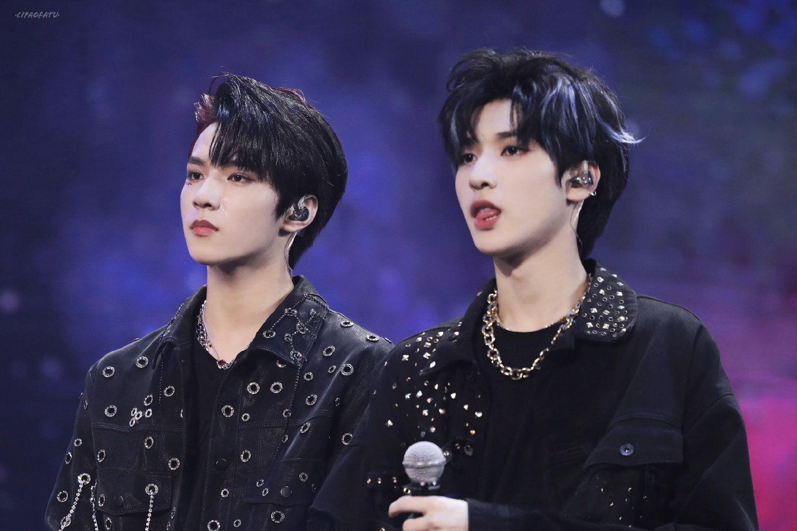 想要文严文(刘耀文严浩翔）滴合照？ - 知乎