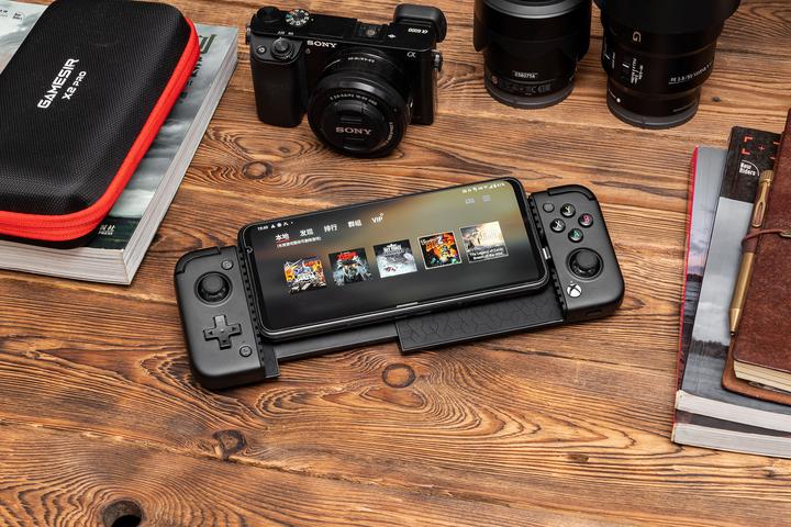 免费畅玩XGP百款3A大作，微软XBOX官方授权，盖世小鸡X2 Pro游戏手柄评测 - 知乎