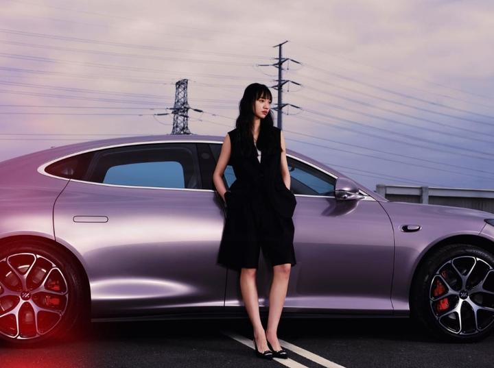 全新智己L6震撼上市，20.49万~26.49万 - 知乎