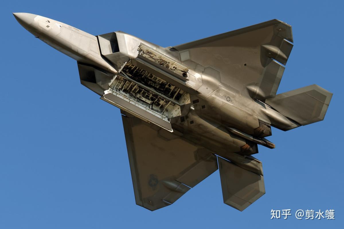 如何评价美国F22战机的性能？ - 知乎