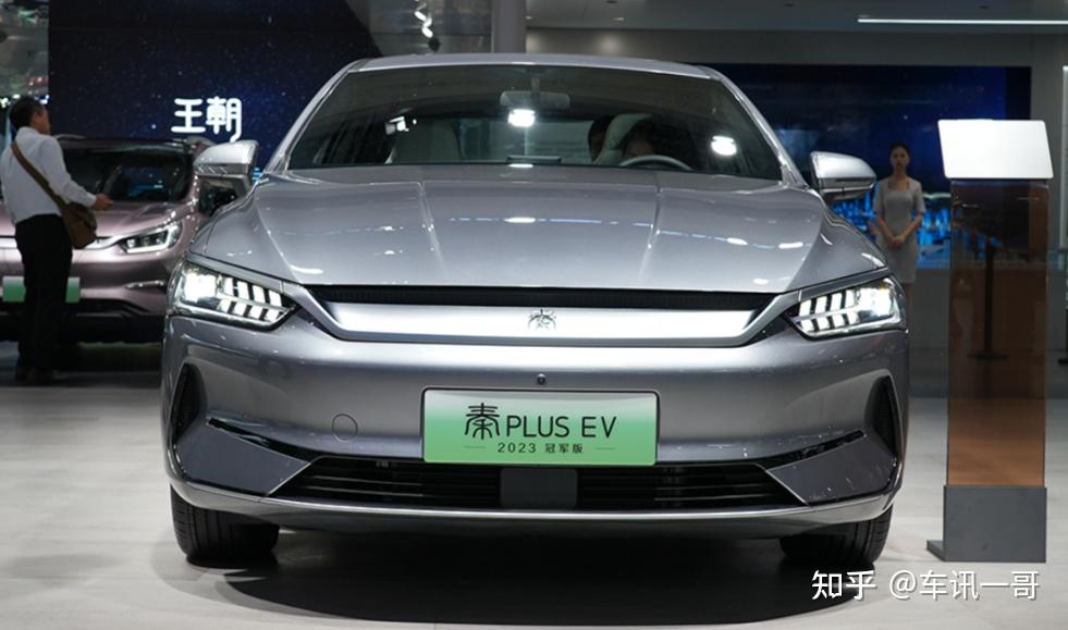 广州车展中门对狙，荣威D7 EV对决比亚迪秦PLUS EV，到底谁更强？ - 知乎