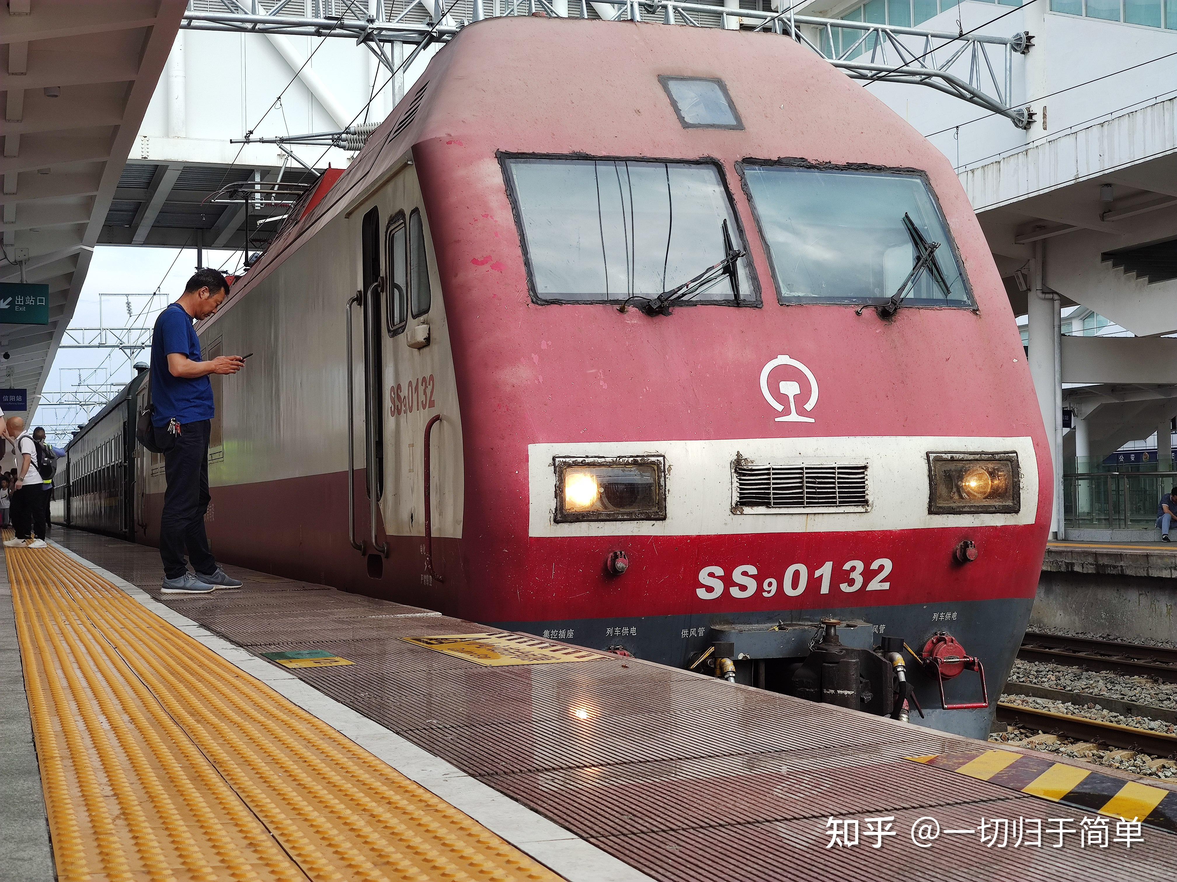 中国铁路列车本务机车型号有哪些？ - 知乎