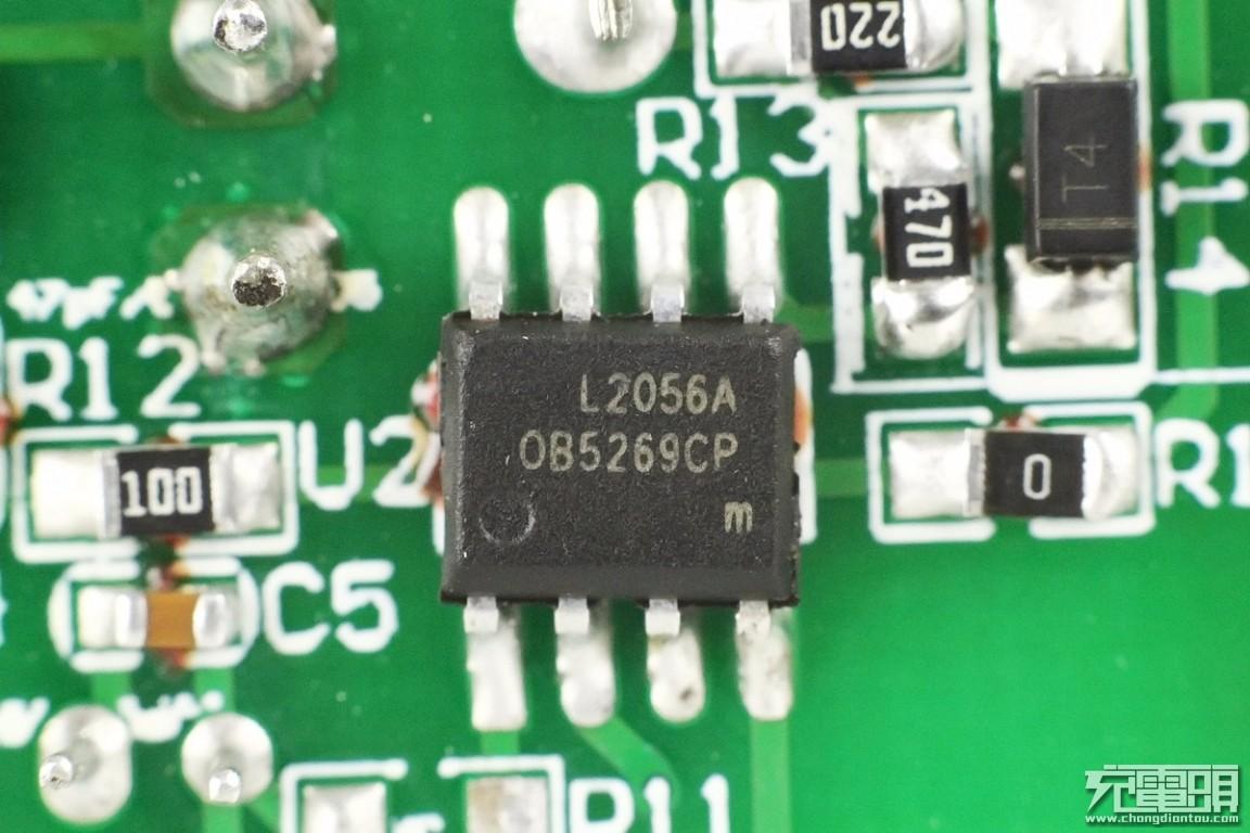 拆解报告：YOOBAO羽博300W便携式储能电源EN300WLPD - 知乎