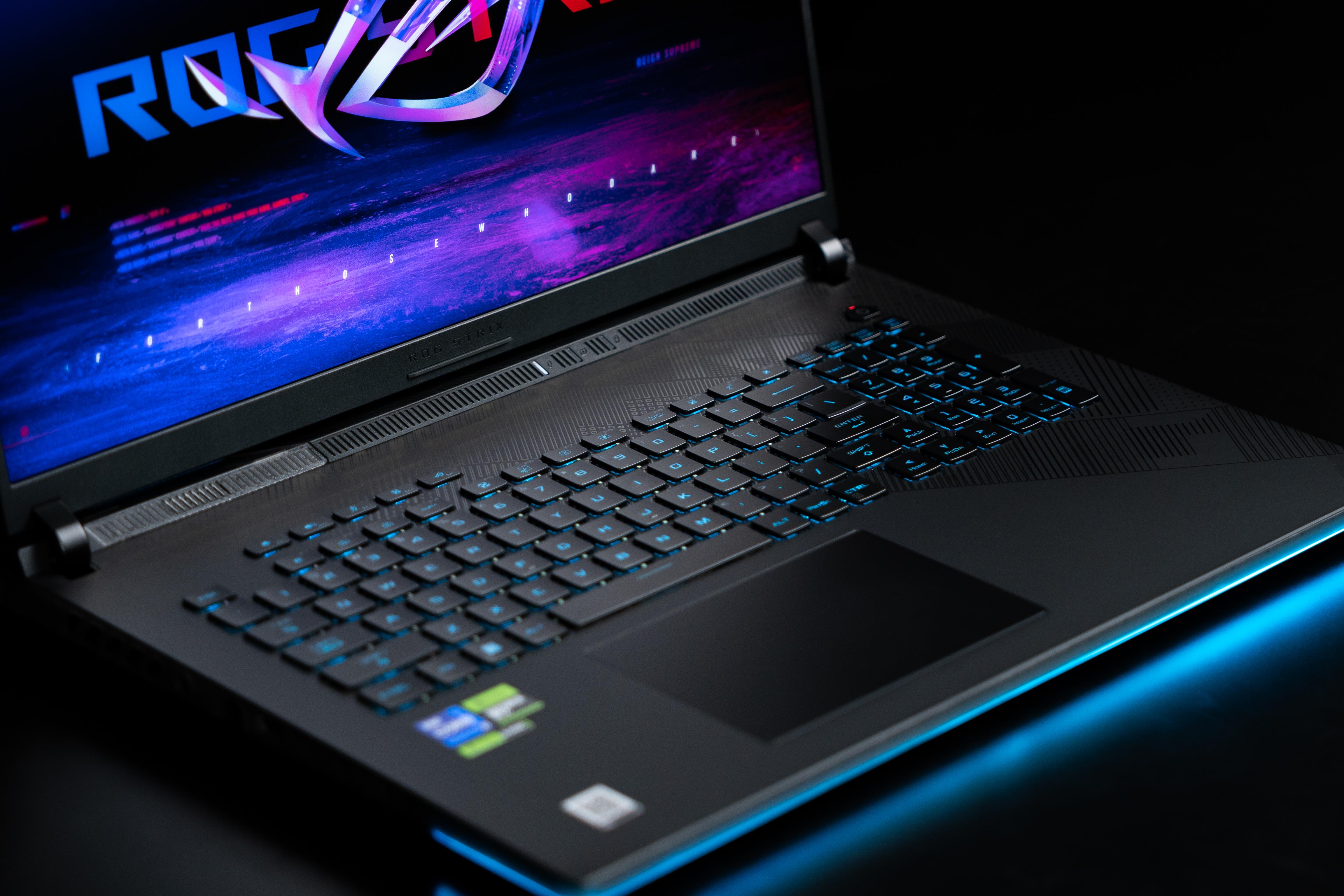 如何评价ROG 2024年推出的旗舰游戏本枪神 8Plus 超竞版？有哪些亮点值得关注？ - 知乎