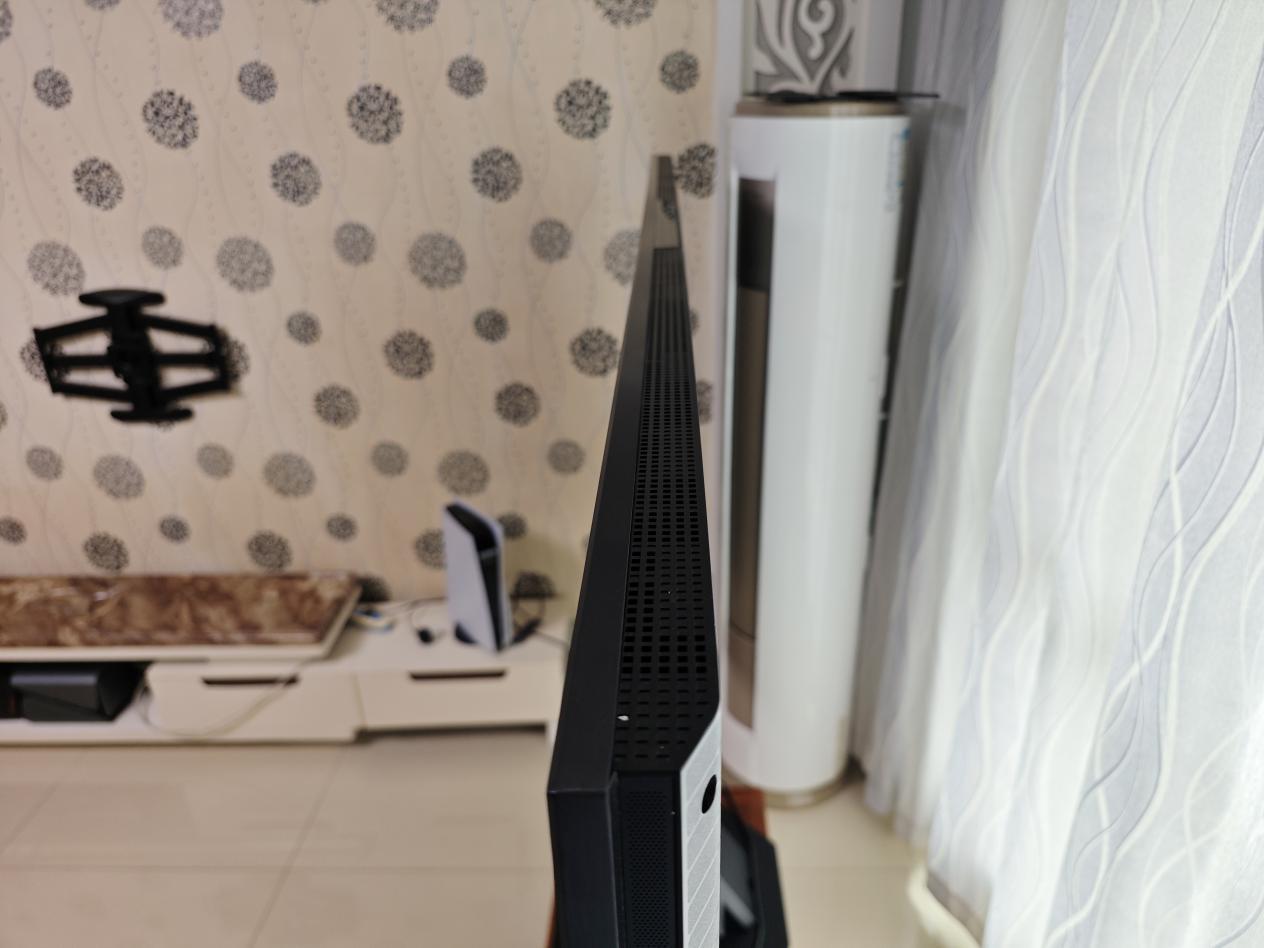 85寸海信电视E8Q Pro深度测评：MiniLED旗舰电视，画质战未来，九年难过时