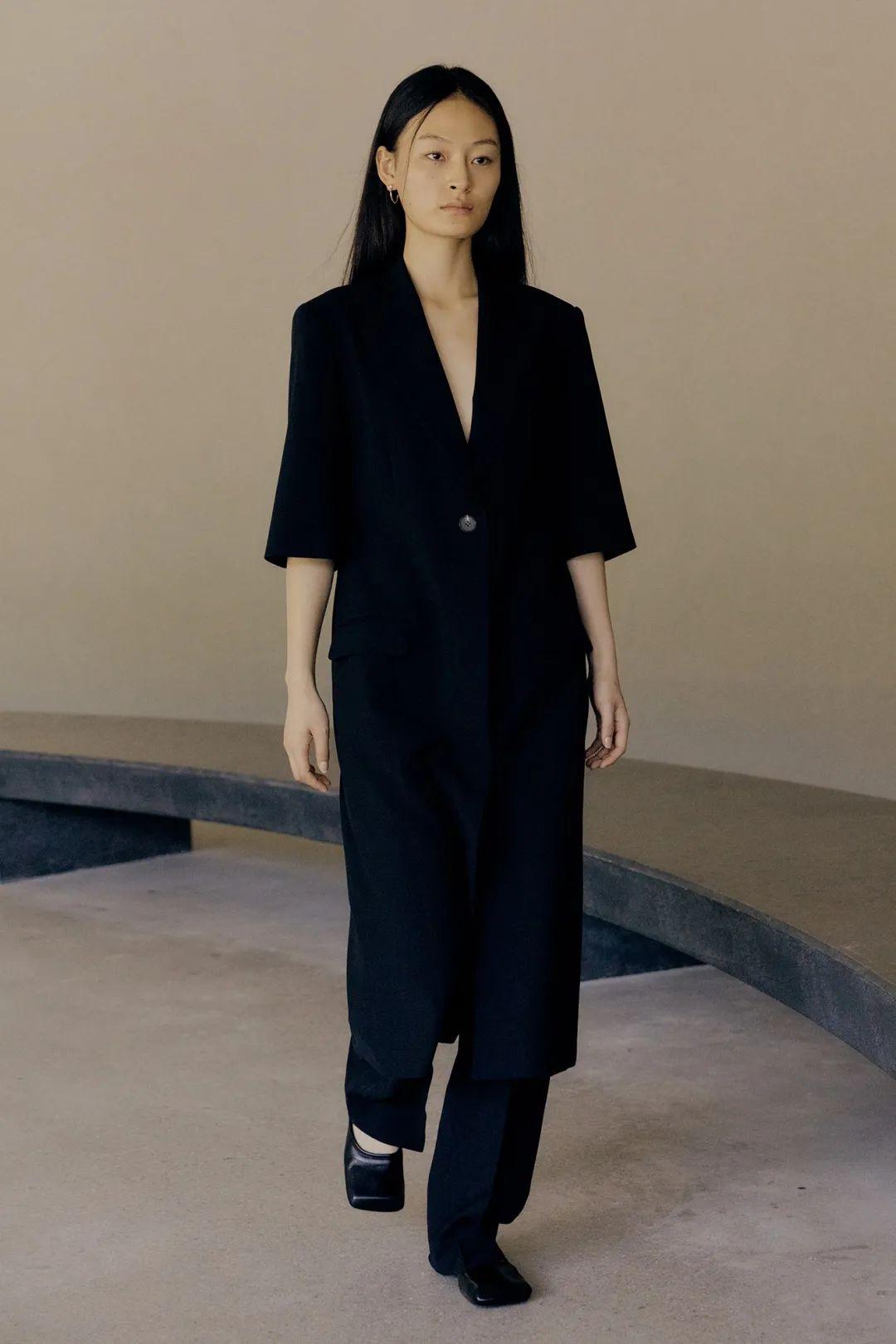 Low Classic丨当现代极简美学与古典主义完美共存 - 知乎