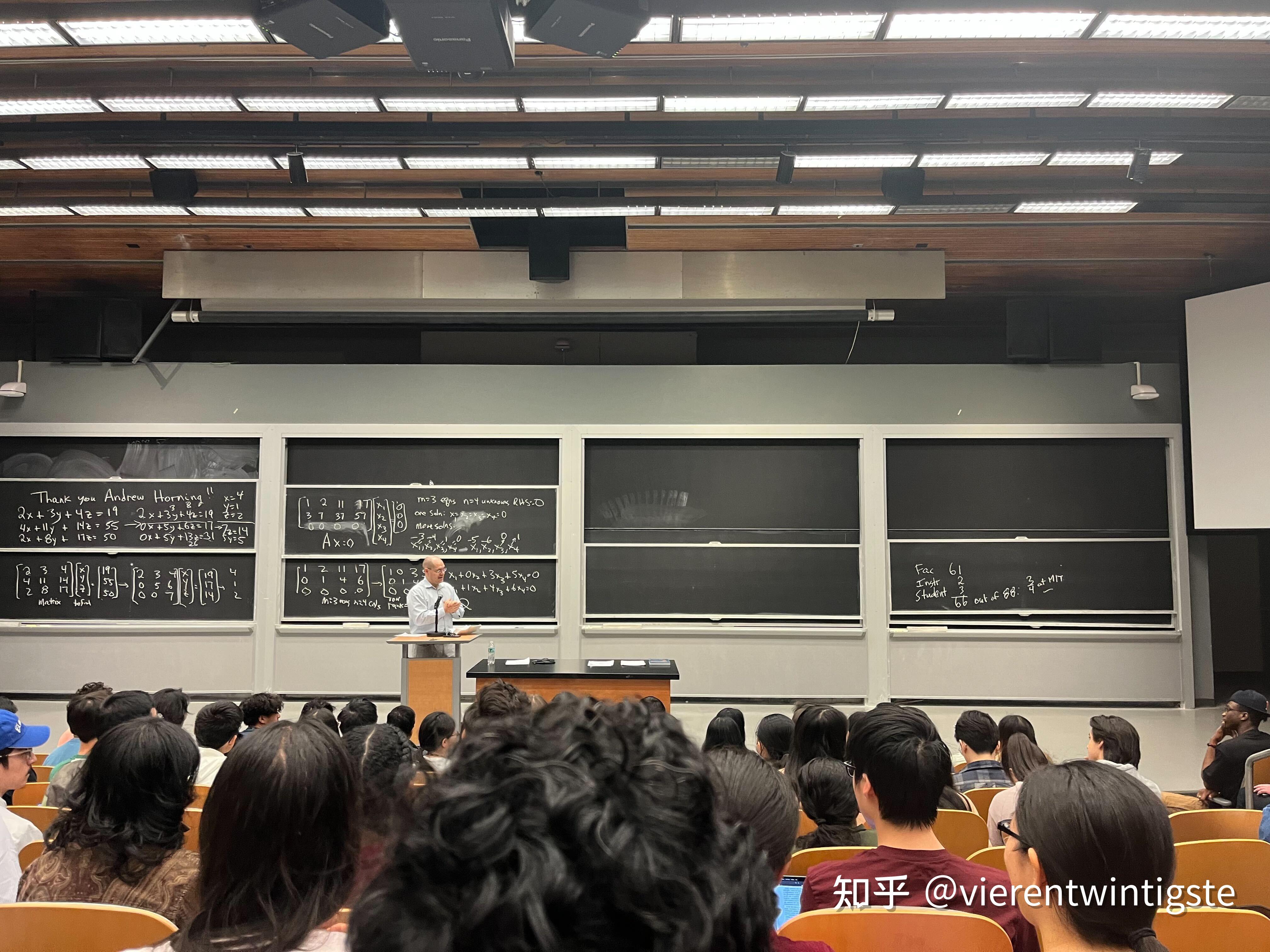 Gilbert Strang授完最后一课，如何评价其奉献给教育事业的一生？ - 知乎