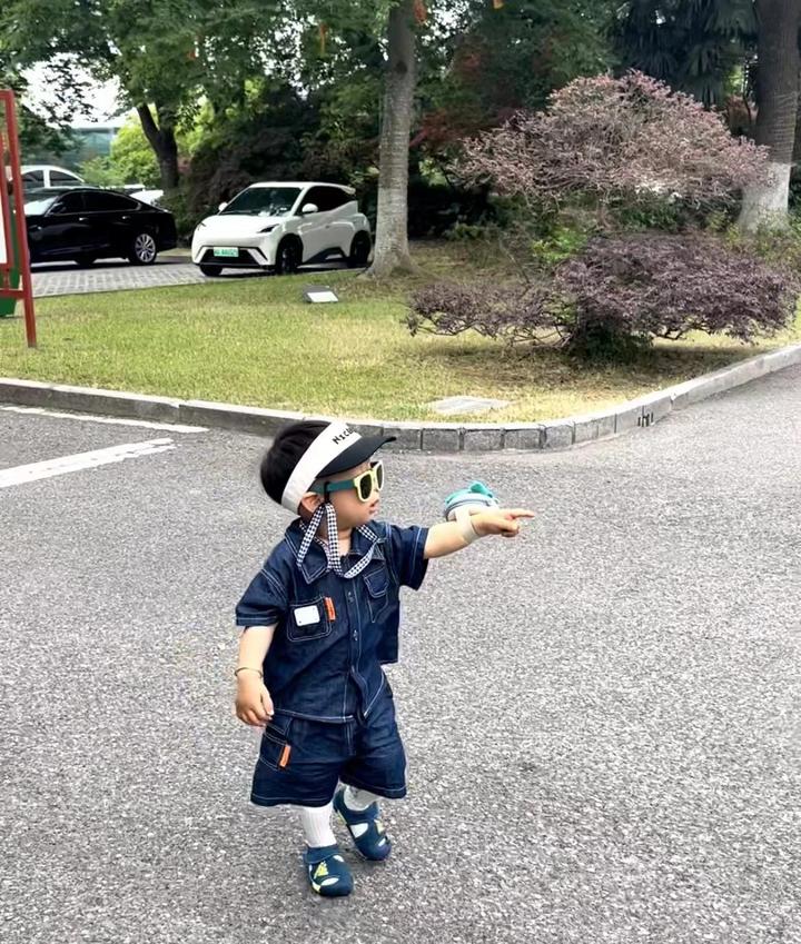 Embedded Online Optimization for Model Predictive Control at Megahertz ...