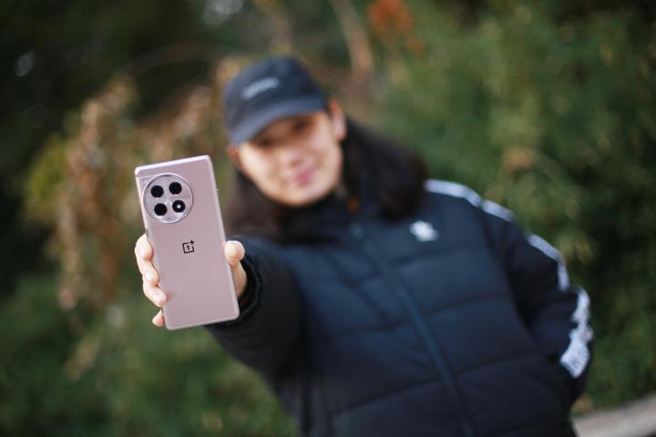 骁龙8 Gen2+16G+1T，3499元买顶配一加Ace 3值不值？ - 知乎