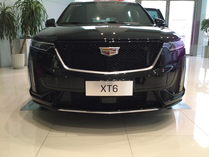 到店实拍凯迪拉克XT6实车图,售价38.97万元,搭2.0T发动机. - 知乎