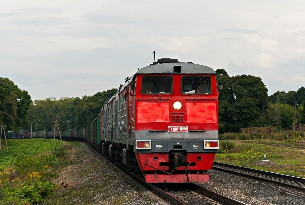 【科普】【扩展】“多截棍破鼻子”——TE10M型、TE10S型及TE10U型内燃机车 - 知乎