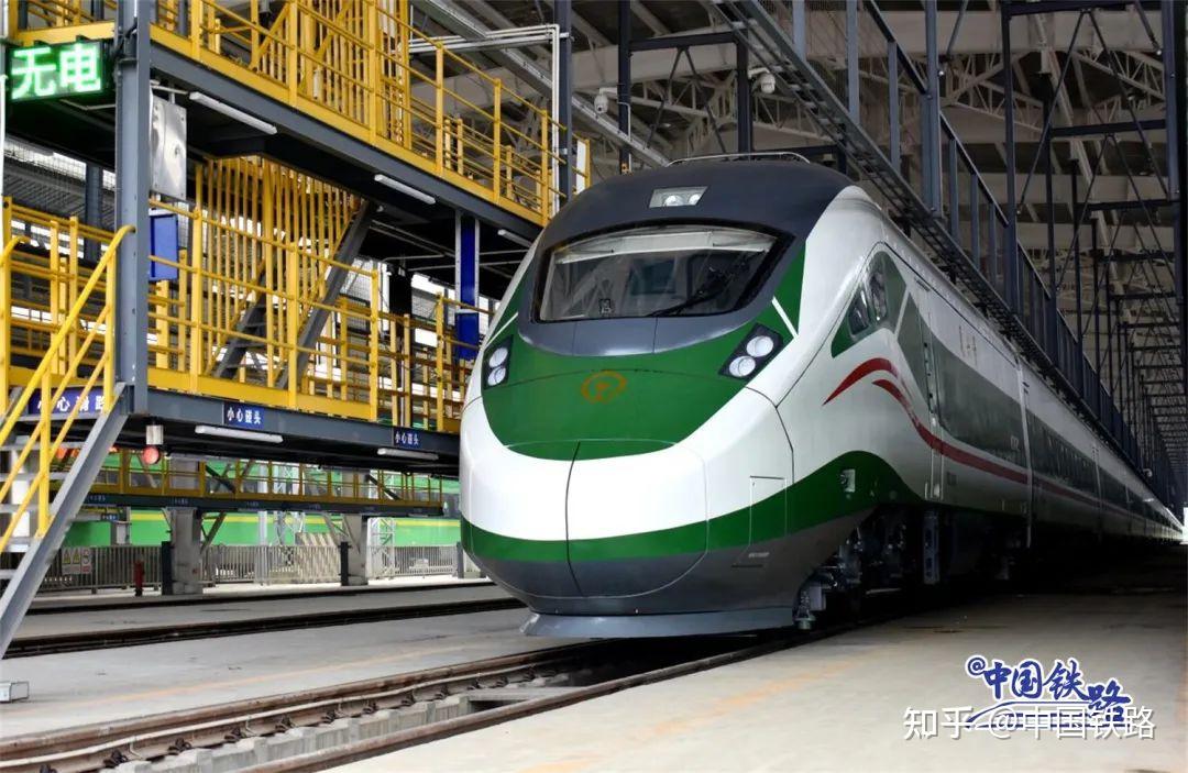 新型CR200J复兴号动车组到底长啥样？ - 知乎