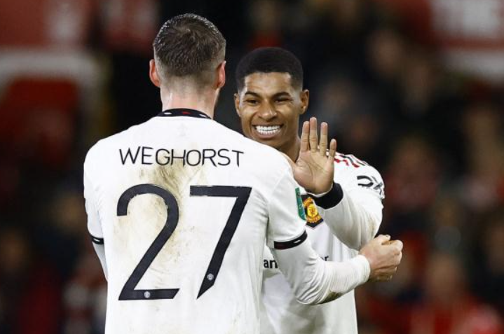 联赛杯曼联赢球终结两轮不胜，进攻端多点开花，B费关键性第一 - 知乎