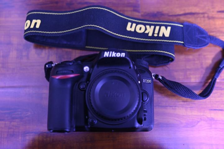 2022年新手买尼康D7200还值得吗？