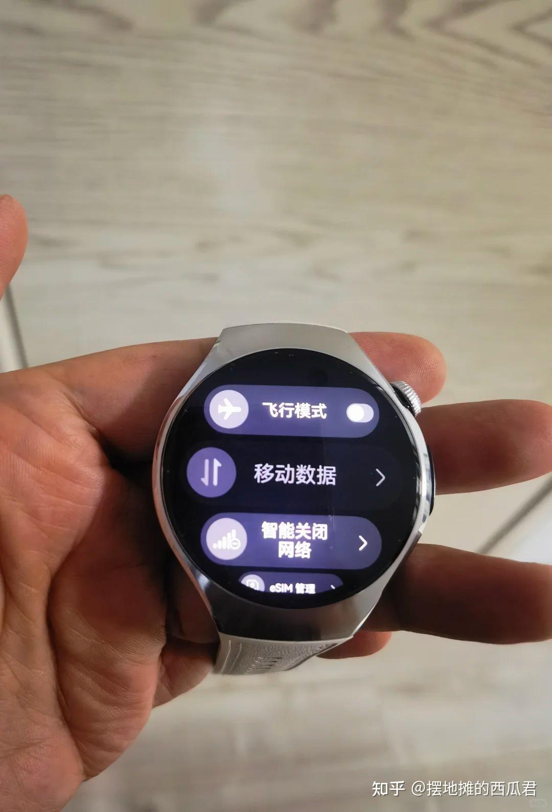 华为 Watch Fit 4 与Watch Fit 4 pro 有什么不同，哪一款最值得入手？ - 知乎