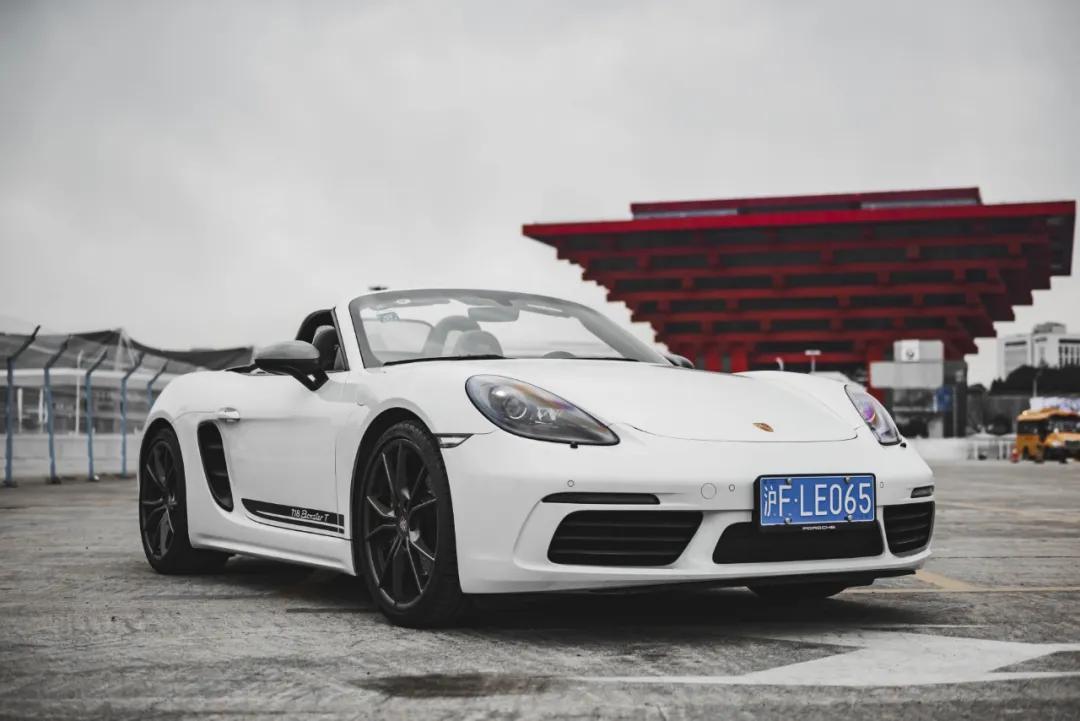 买718的人真的是因为买不起911吗？ - 知乎