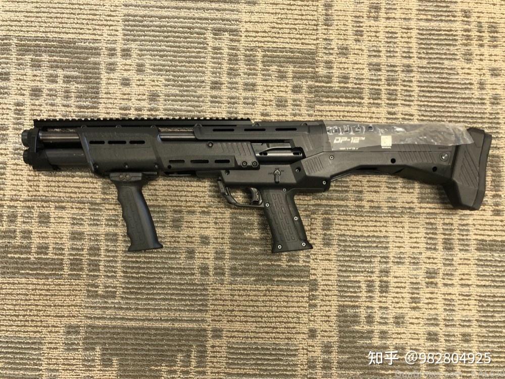 想问一下，吃鸡里的DBS霰弹枪原型到底是什么枪? - 知乎