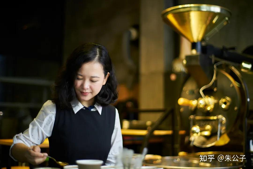 专访GEE COFFEE郭锦：不融资、不推广，精品咖啡怎么赚钱？ - 知乎