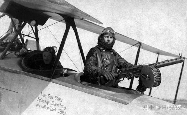 第一代真正的战斗机机枪，一战德国MG14，还带瞄准镜 - 知乎