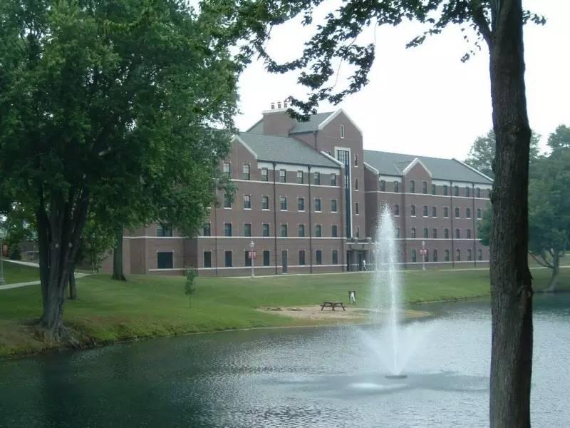 在罗斯霍曼理工学院 (RHIT) 就读是怎样一番体验？ - 知乎