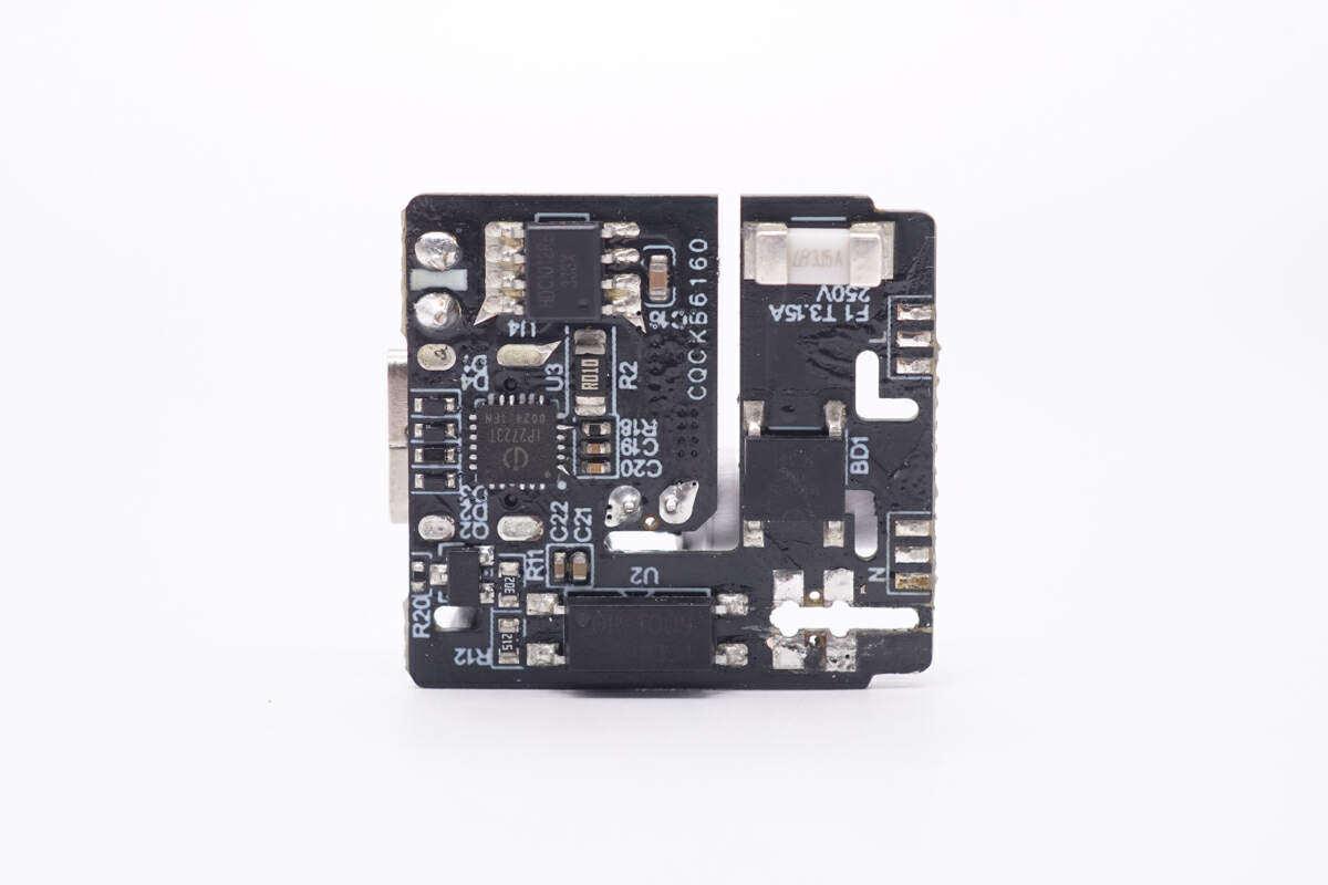 拆解报告：联想thinkplus迷你20W快充充电器MC21 - 知乎