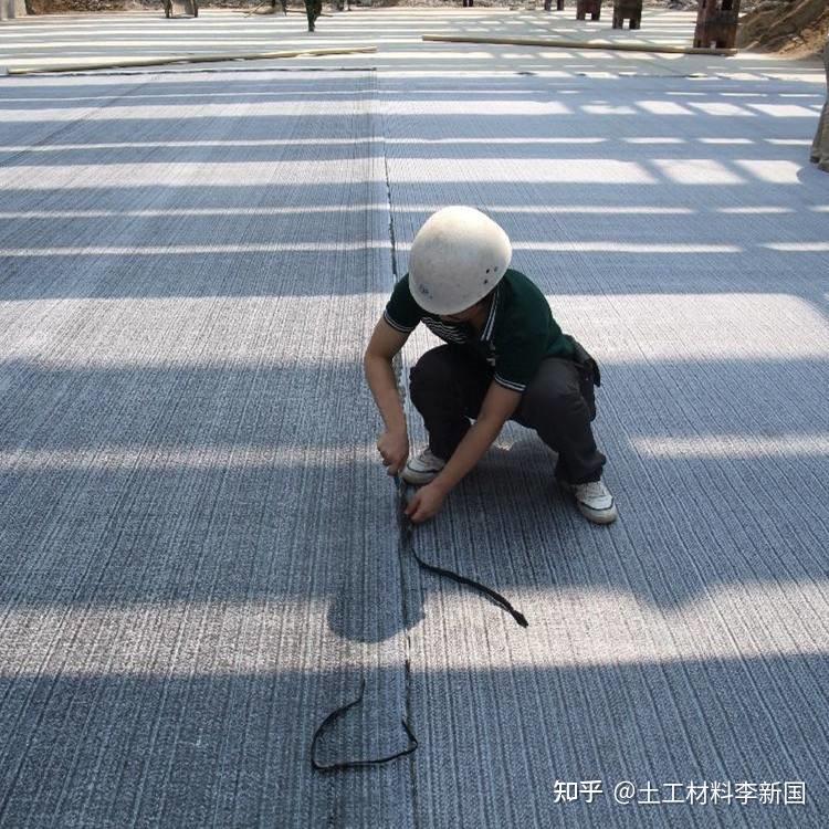 河底铺设膨润土防水毯的优势 知乎