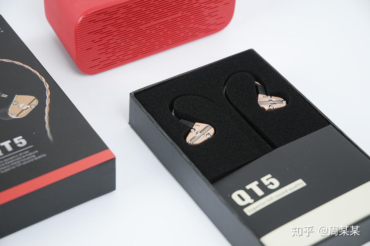 RevoNext QT5入耳式耳机评测：锌合金打磨完美立体声 - 知乎