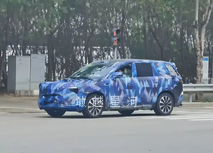 腾势N8谍照曝光，堪称小号腾势N9，或依旧三排布局 - 知乎