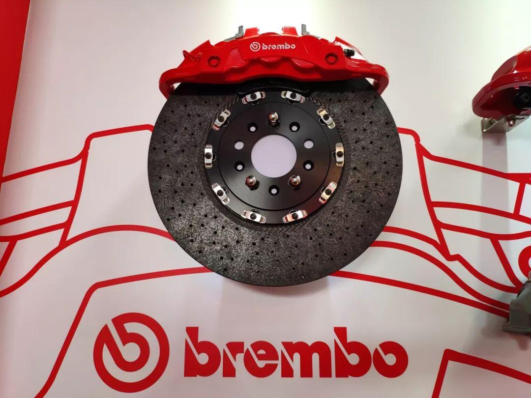 布雷博Brembo刹车系统到底牛在哪里，为何能被性能车独宠？ - 知乎