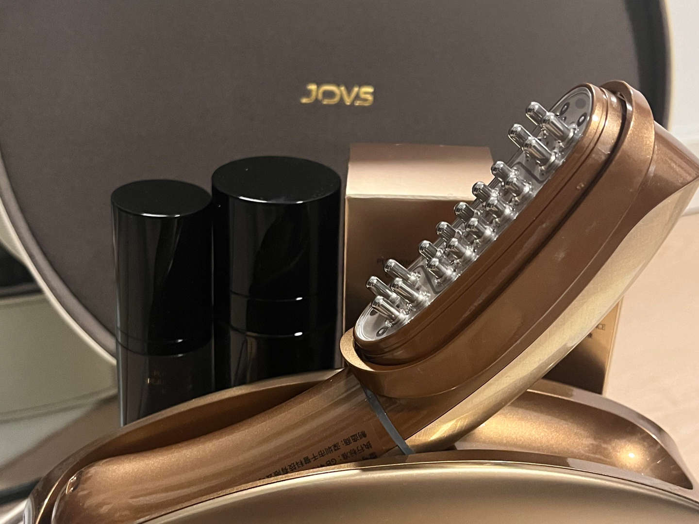 2025大牌测评！JOVS美容仪怎么样？JOVS骄予时超膜刀美容仪、黑金嫩肤仪、LED美容面罩、蓝宝石冰点脱毛仪好用吗？JOVS超膜刀和极萌胶原炮Ulike超光炮有什么区别，哪个好用呢？看完不 ...