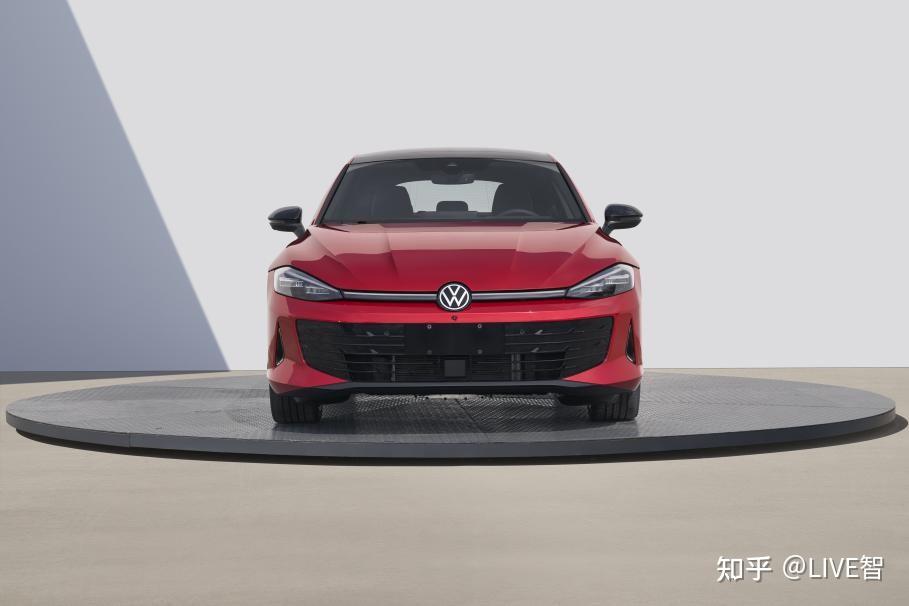 年轻人的第一台运动轿跑来了，新凌渡L GTS升级回归 - 知乎