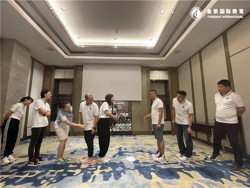 拓展实录丨ISC EMBA12期 活在当下 时光且长 - 知乎