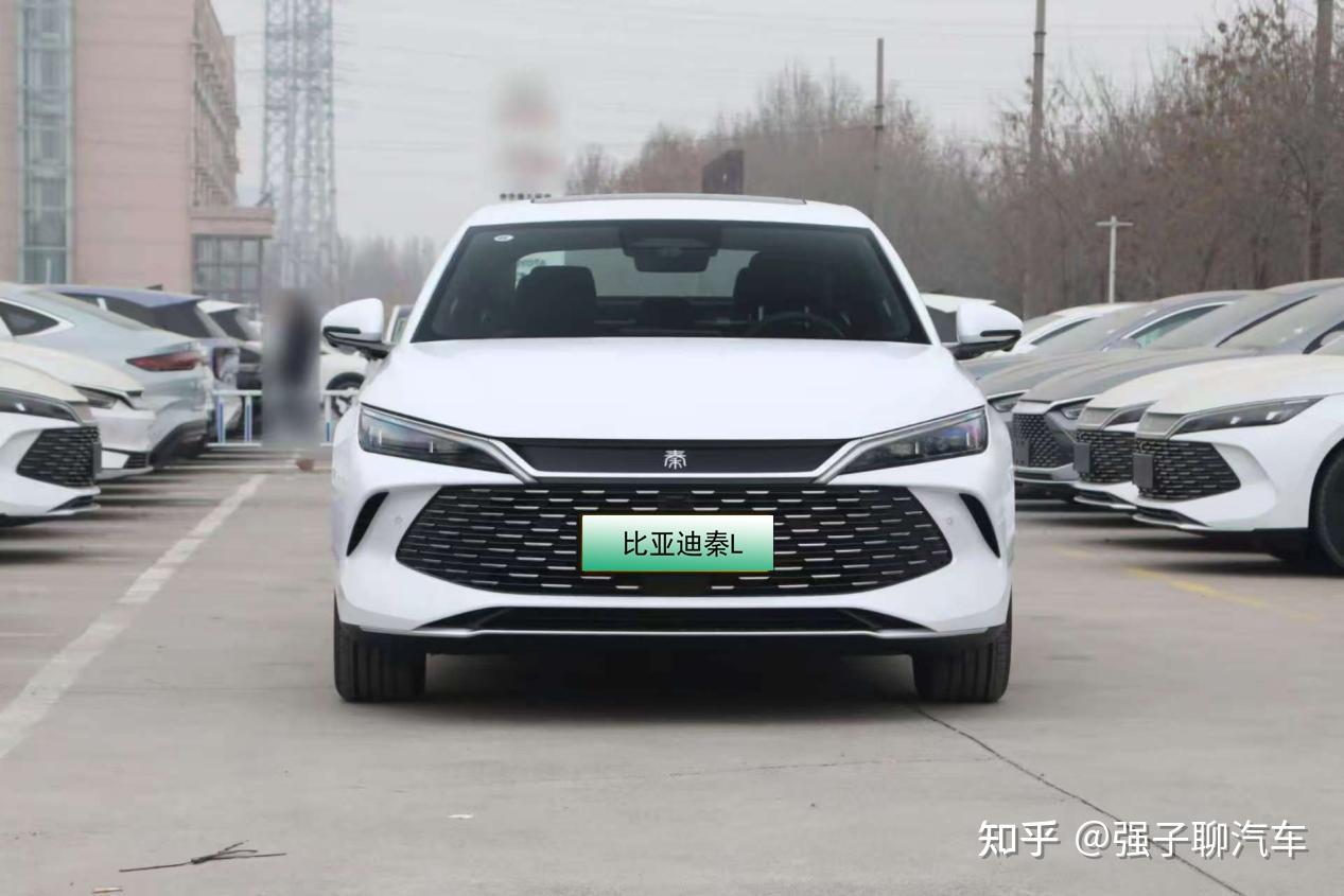 高性价比家用车之争，限时售价11.99万的启源A07和秦L 谁更香？ - 知乎