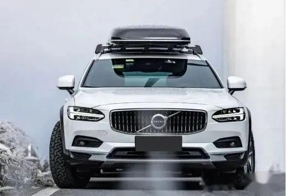 2025款沃尔沃V90 CC四驱旅行车上市，起售价44.79万元！ - 知乎