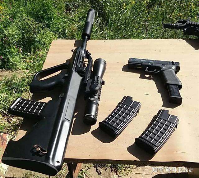 你真的了解AUG枪族吗？别看长得差不多，各种口径和用途一应俱全 - 知乎