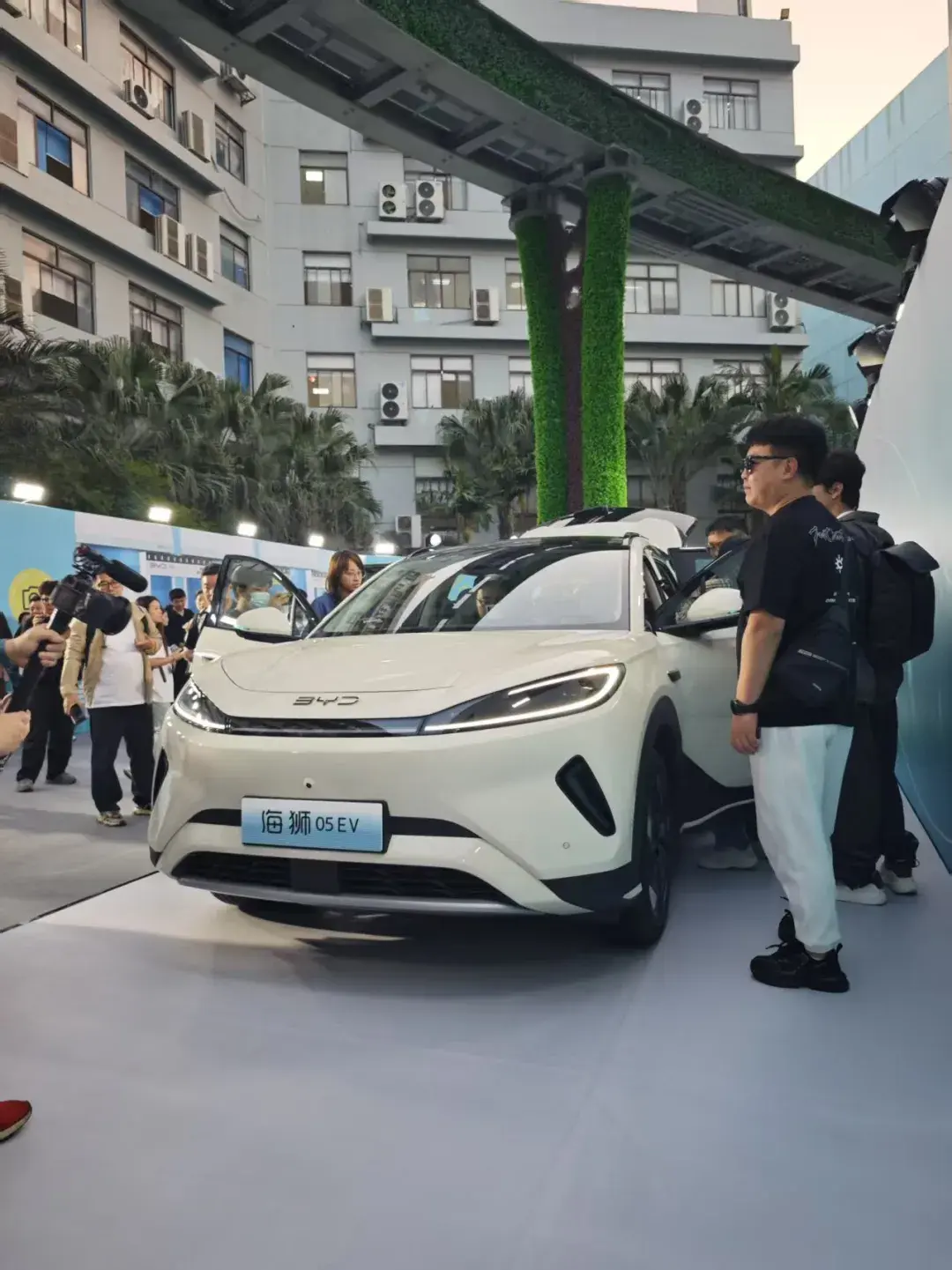 智驾和冰箱！比亚迪海狮05EV，11.78万元起 - 知乎