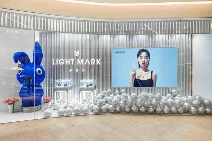 Light Mark 刘韧：客流量超过传统珠宝一倍，“克拉自由”如何打动年轻人？ - 知乎