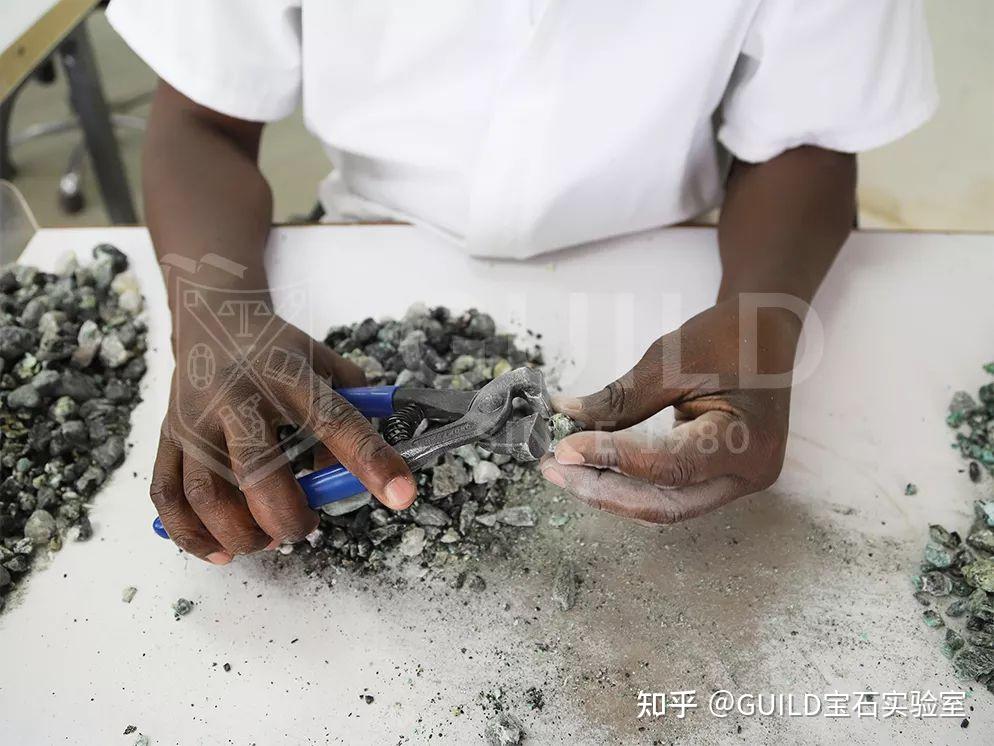 赞比亚Gemfields Kagem祖母绿矿：当代祖母绿市场之源 - 知乎