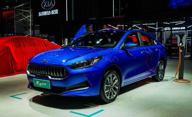 成都车展：起亚K3 EV亮相 - 知乎