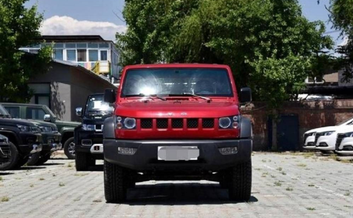 北京汽车双门版BJ40 2.0T+8AT+敞篷外观 或将12.3万起售 - 知乎