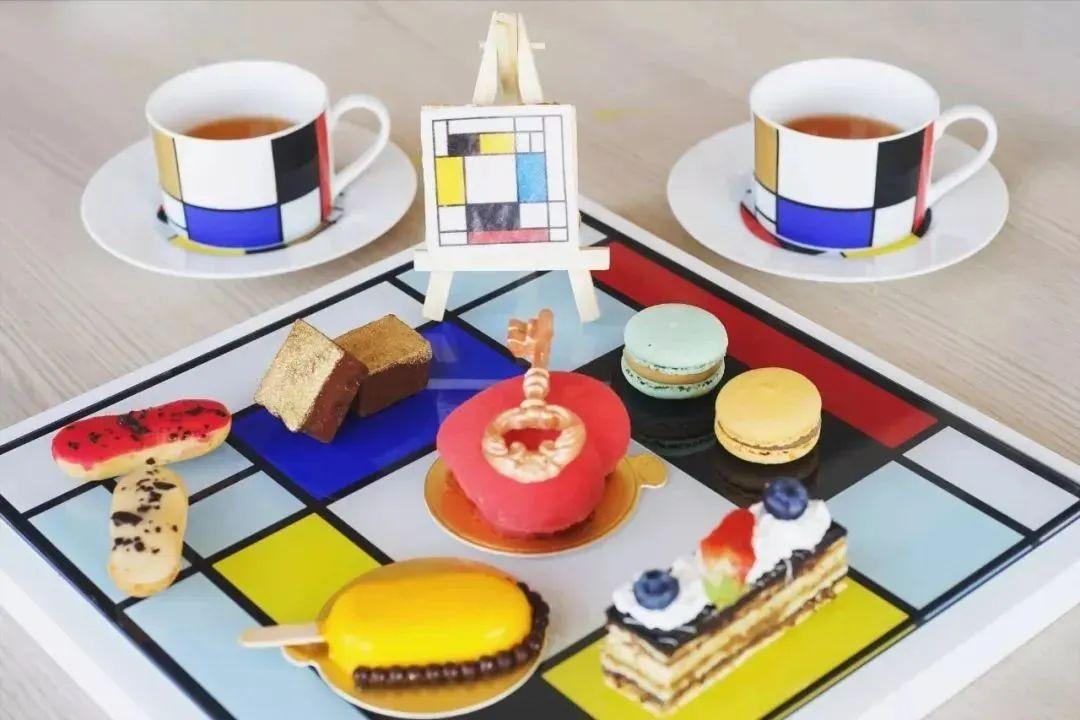 怎么看待蒙德里安的红黄蓝构成？ - 知乎