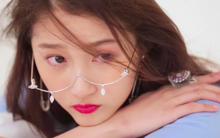 时尚icon关晓彤首支nova4拍摄vlog上线，甜蜜互动或将再掀新风潮 - 知乎